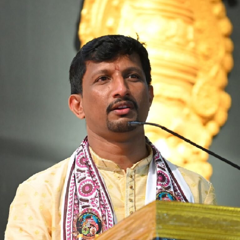 About Founder – yakshadhruvapatlafoundation.org